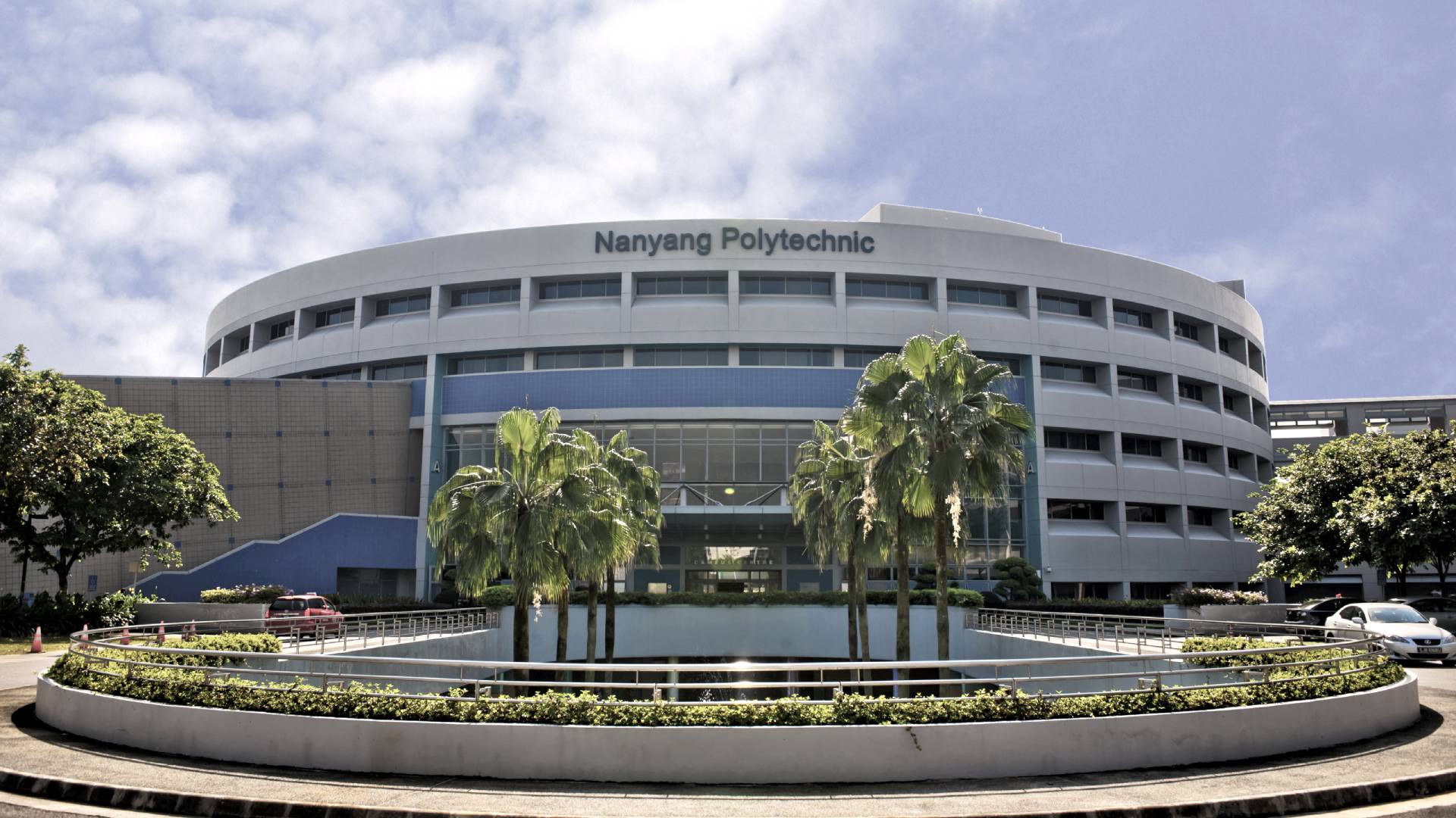 NYP Season Parking Sign In